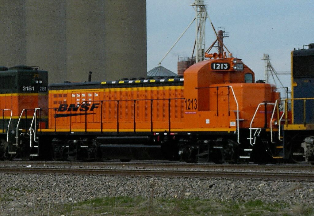 BNSF 1213